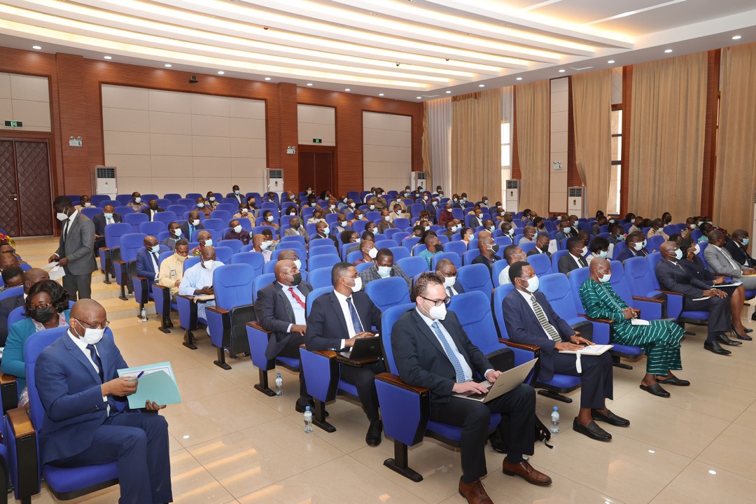 Un Programme d’investissements publics (PIP) 2023- 2025 pour des ...